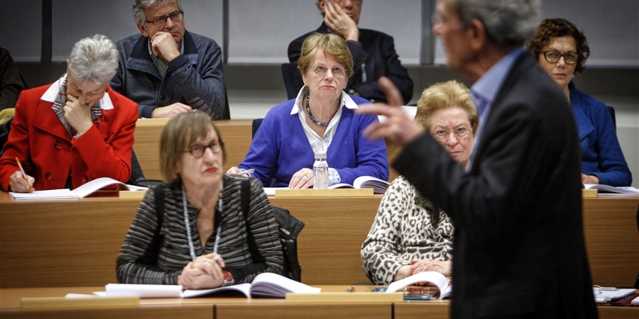 Tilburg University | CBS